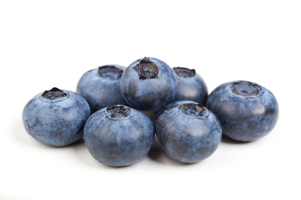 8 Blueberry Facts You Need to Know (Surprising Recipe Included) | Fooducate