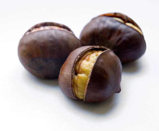 Chestnuts Are the Nuttiest Nut of Them All [Recipe] | Fooducate