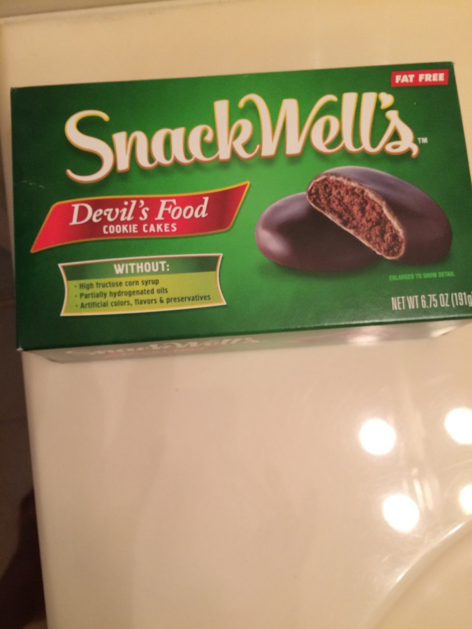 Snack Well's Devil's Food Cookie Cakes: Calories, Nutrition Analysis ...