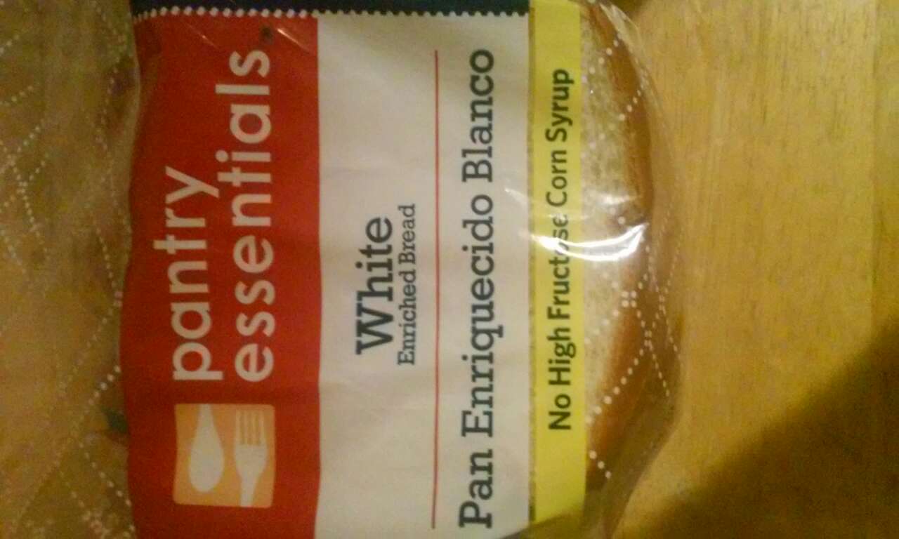 Pantry Essentials White Enriched Bread: Calories, Nutrition Analysis ...