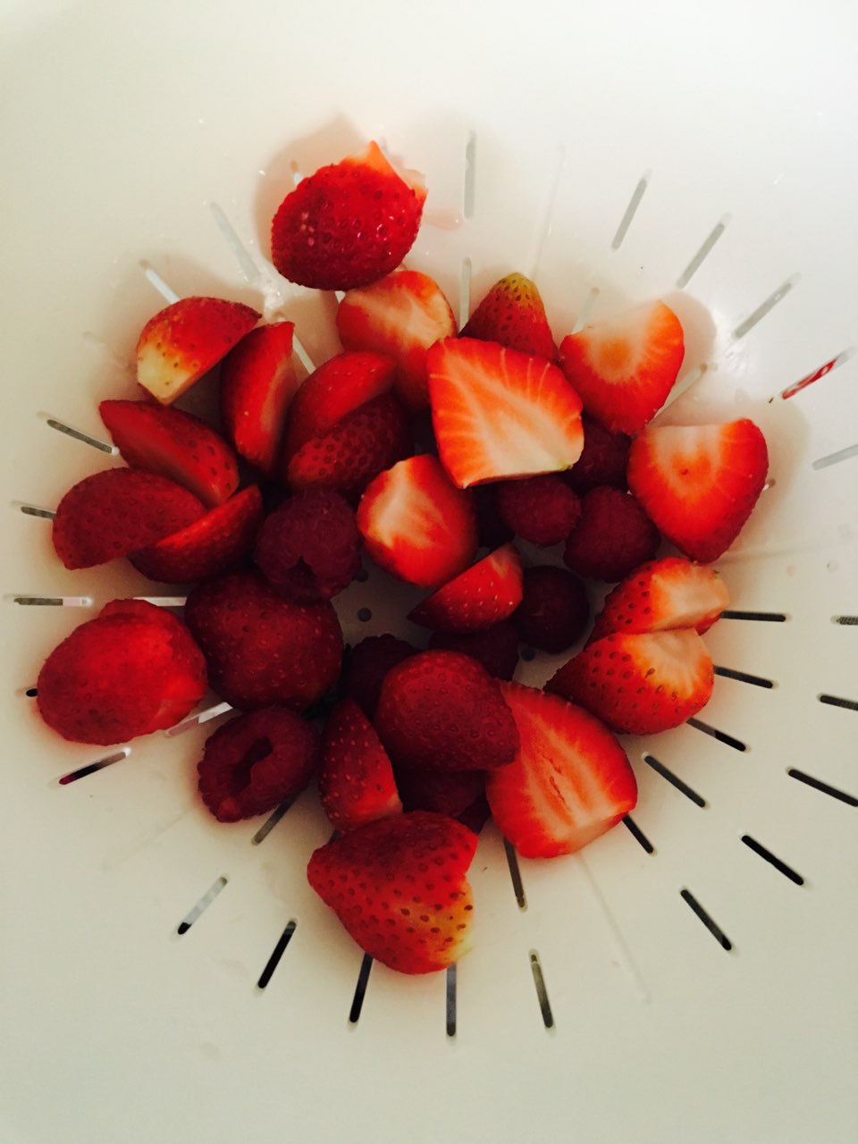 Berries for my sweet tooth! So good. | Fooducate Diet Motivation