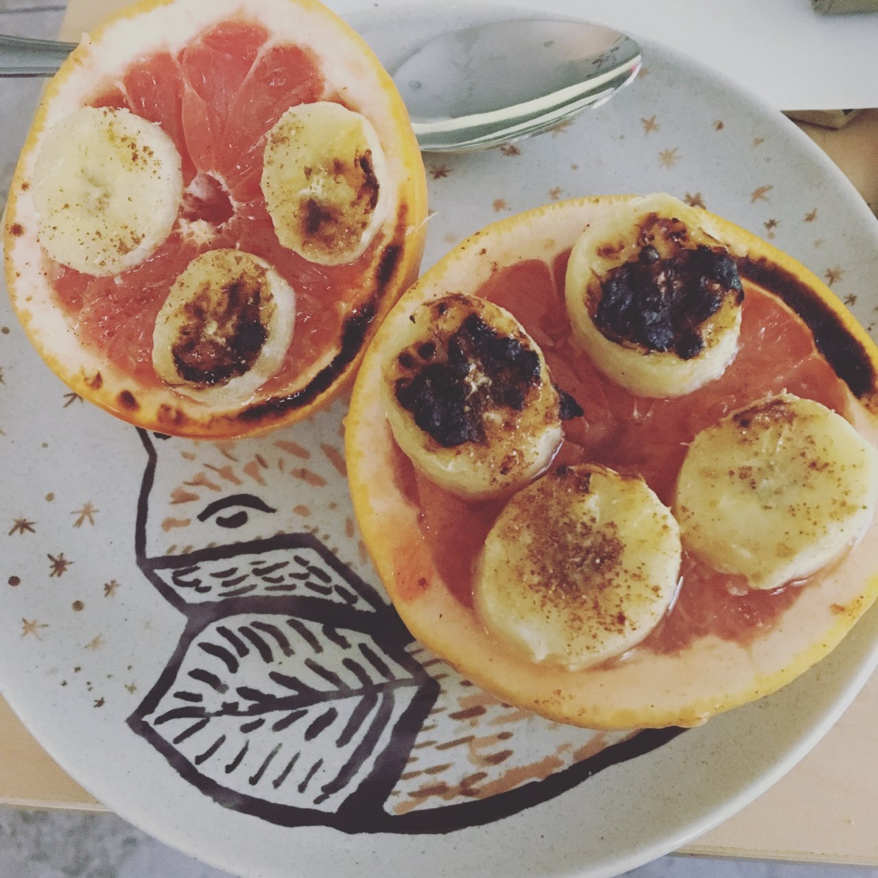 Broiled grapefruit for breakfast | Fooducate Diet Motivation