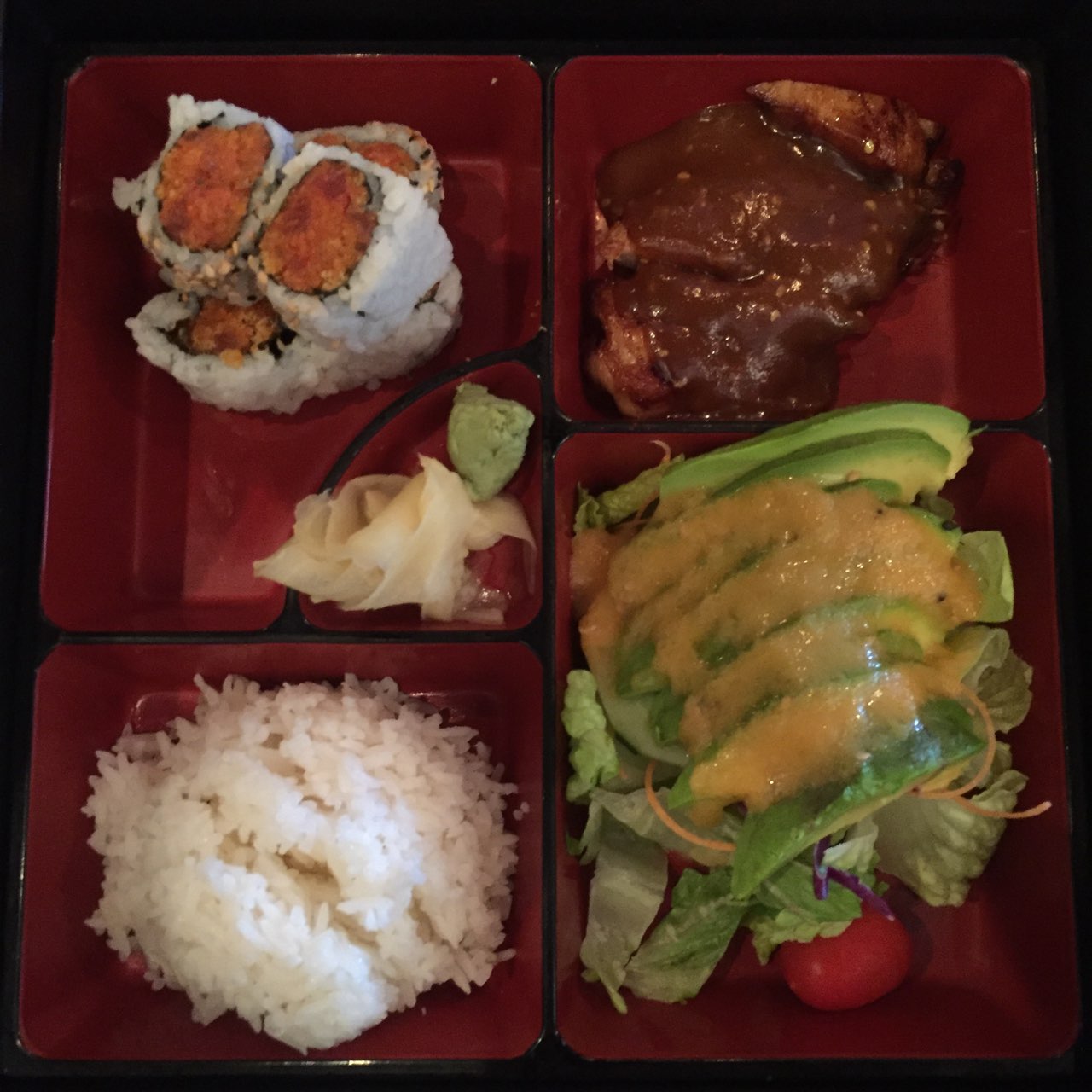 Spicy tuna roll bento box for lunch 😍 with green tea to drink 🍵 ...