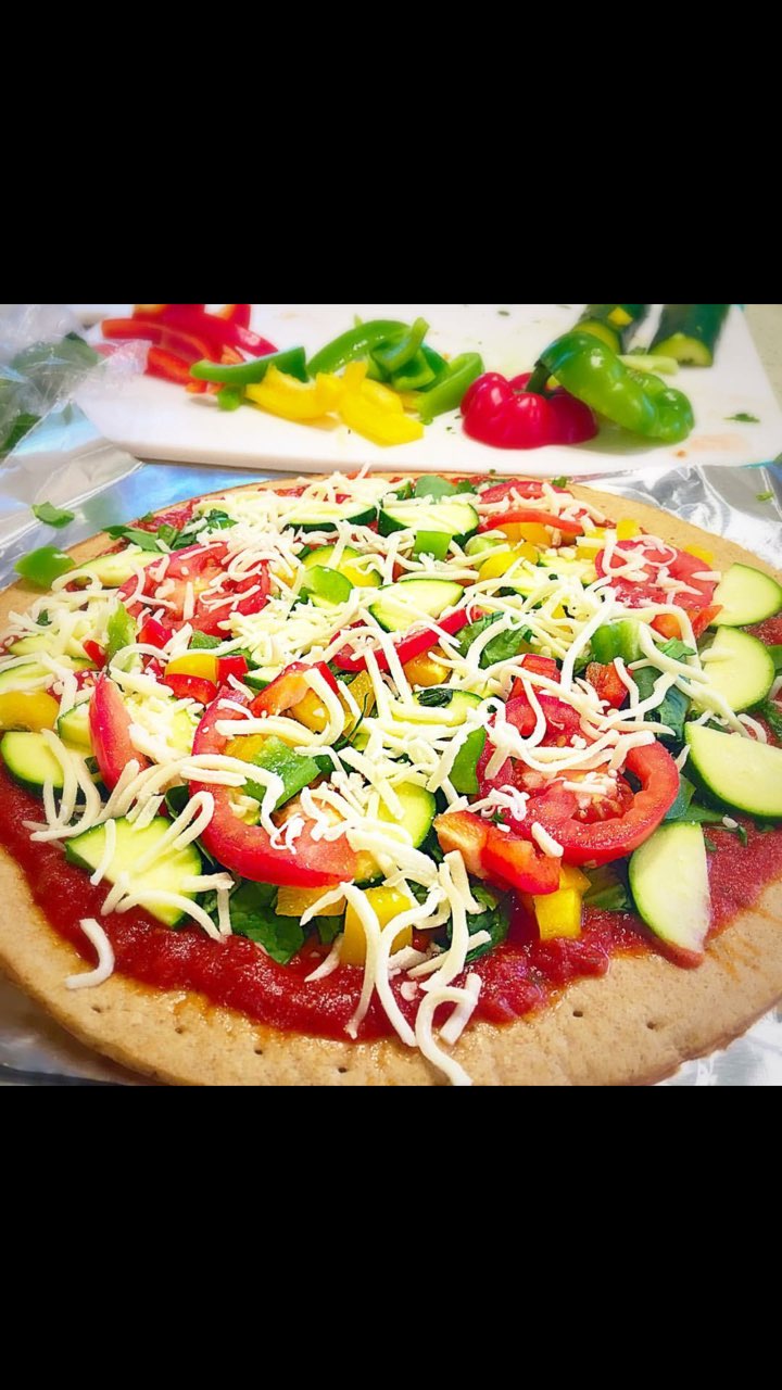 Pizza night! Whole grain pizza crust, organic pizza sauce, turkey ...