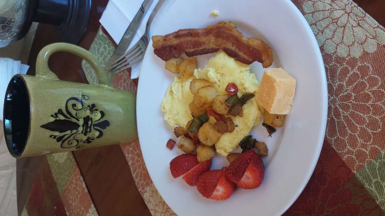 Finally breakfast after a 2 mile walk.😊😋 | Fooducate Diet Motivation