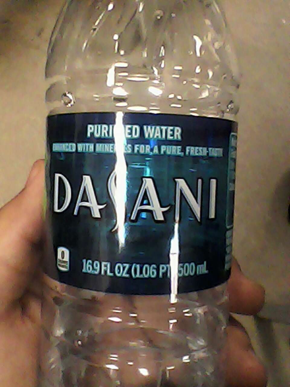 Dasani Purified Water: Calories, Nutrition Analysis & More | Fooducate