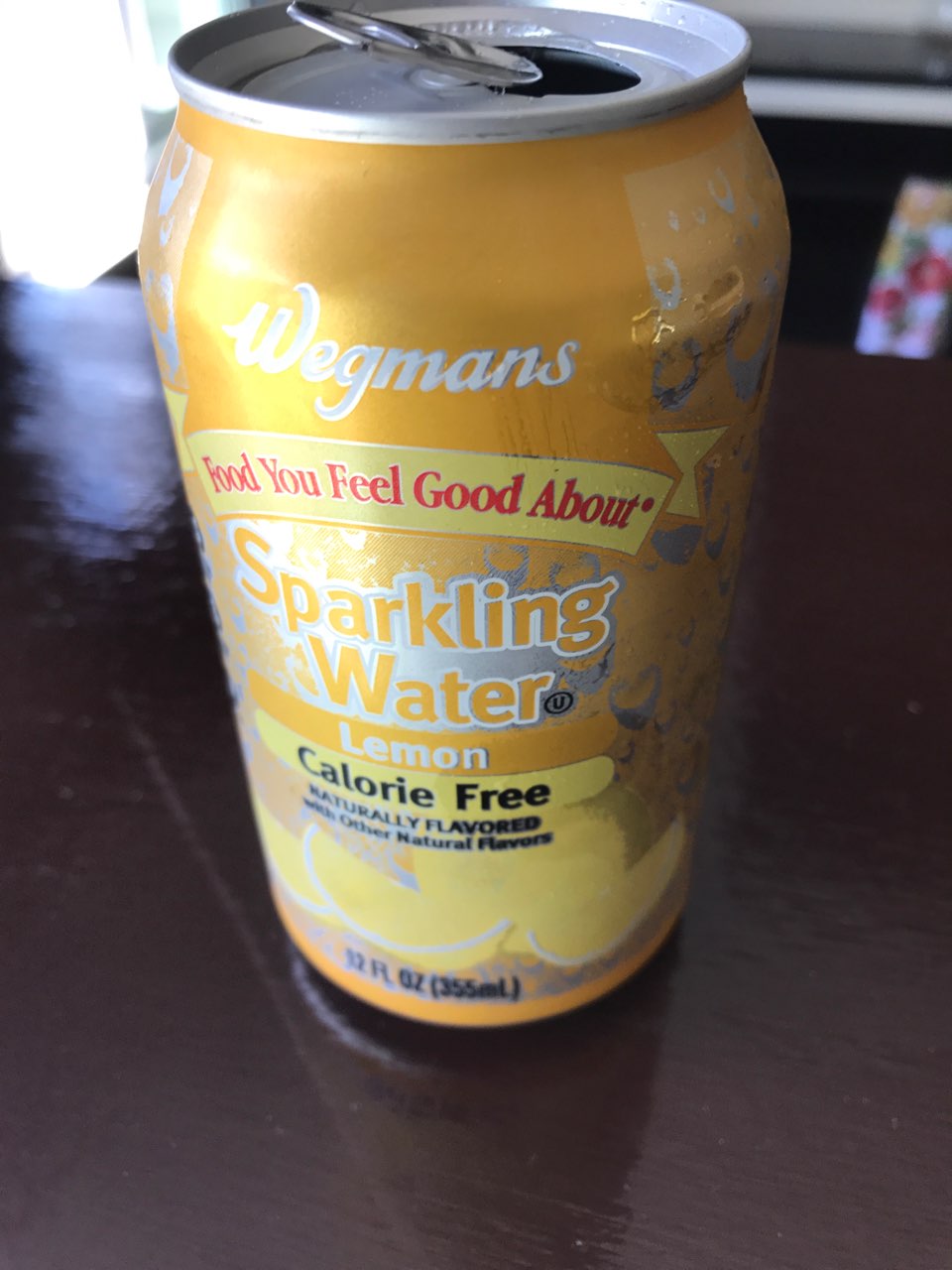 Wegmans Sparkling Water, Calorie Free, Lemon: Calories, Nutrition Analysis & More | Fooducate