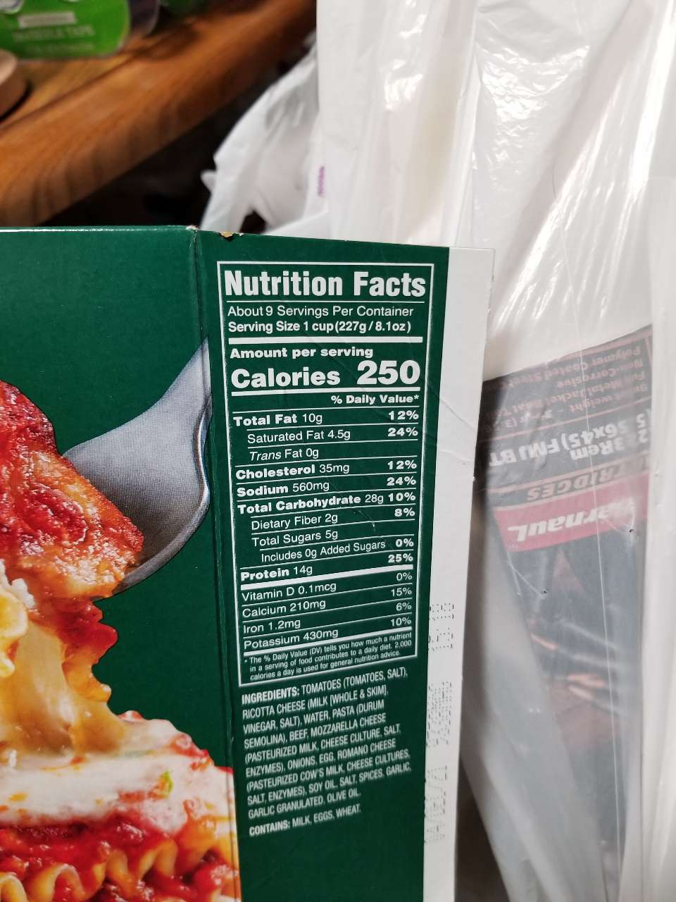 Michael Angelo's Lasagna With Meat Sauce: Calories, Nutrition Analysis ...