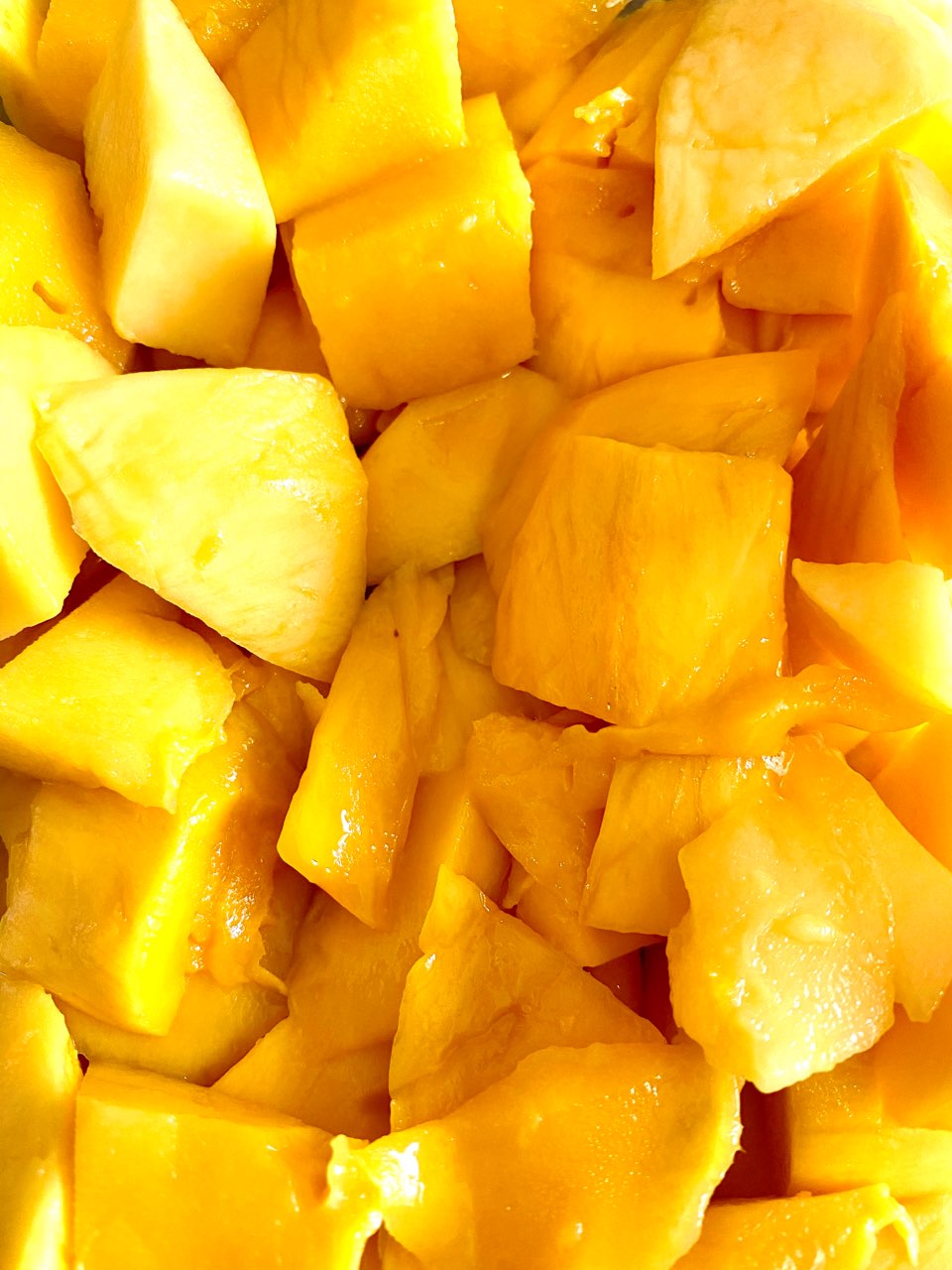 The most delicious mango. That is all! | Fooducate Diet Motivation