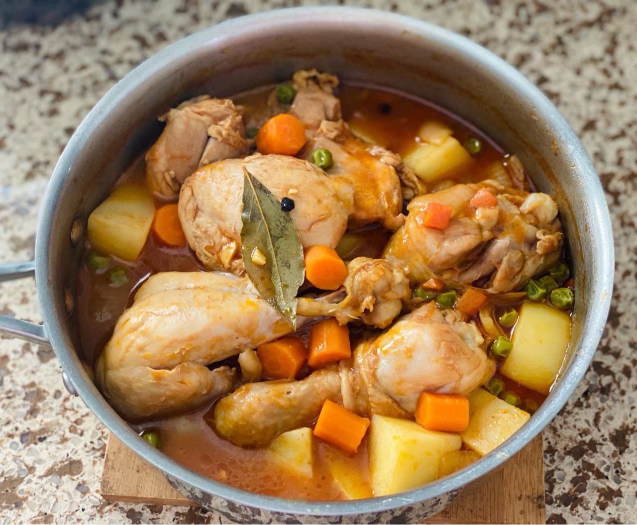 Mechado chicken (chicken tomato based stew) | Fooducate Diet Motivation