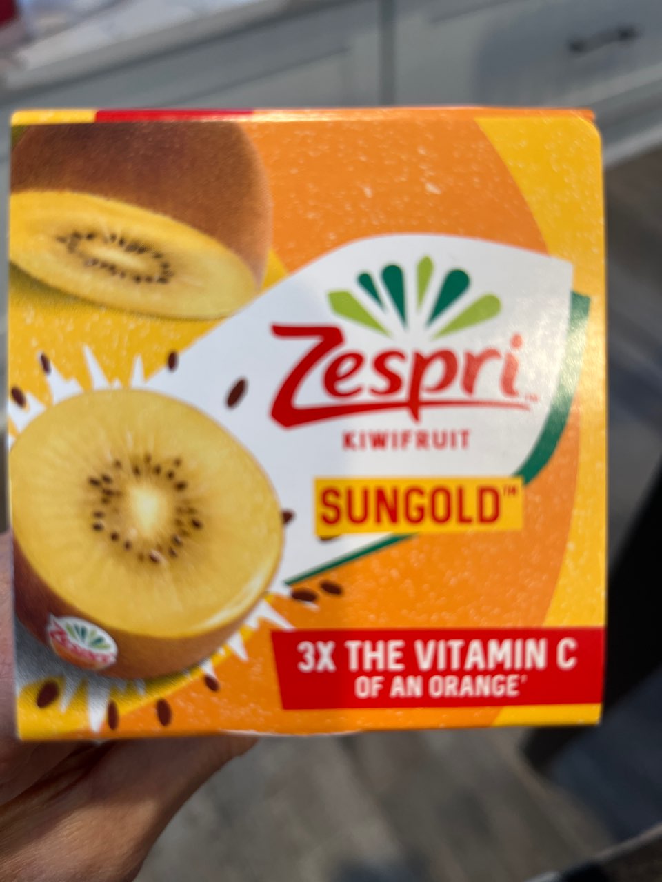 Sungold Kiwifruit: Calories, Nutrition Analysis & More | Fooducate