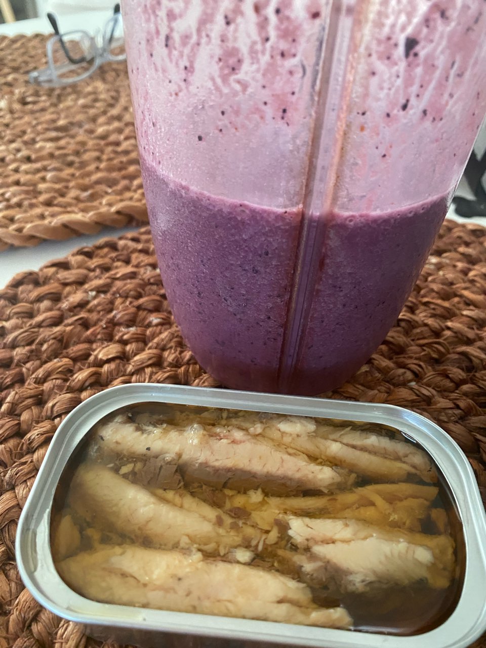 It’s been a semi unhealthy week (pms lol). Starting off fresh with this ...