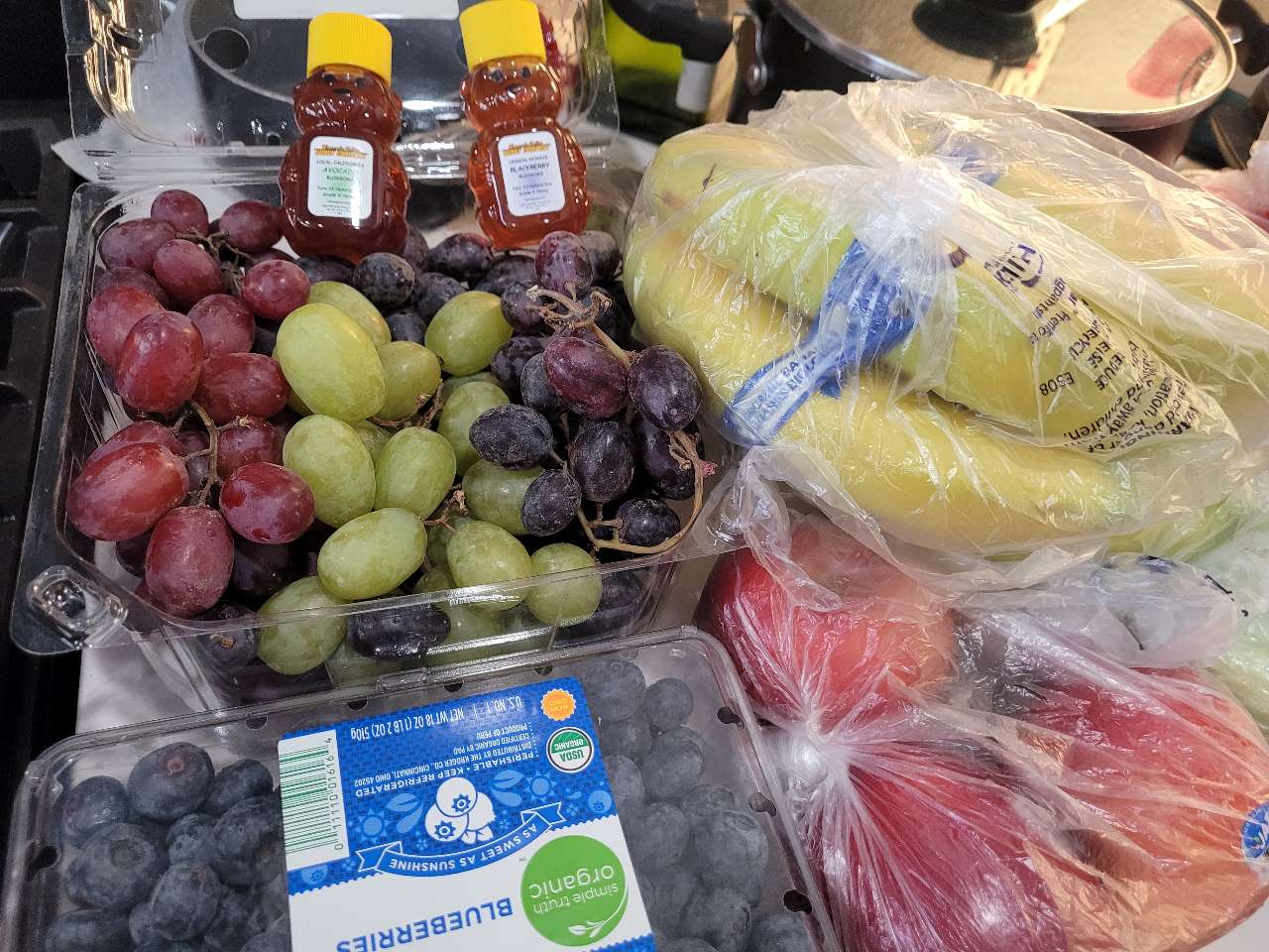 3 lbs grapes for $3.99 + I got the cute little bear honey @ Toms Farms ...