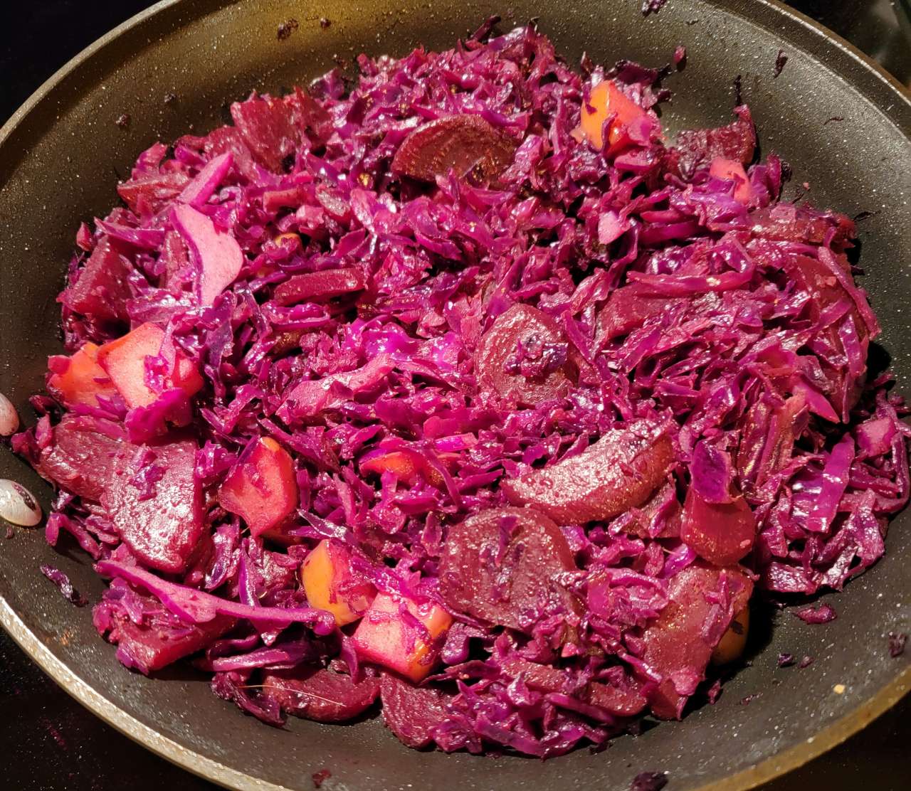 Last one, I promise! Red Cabbage, Beets, and Diced Apple with Apple ...
