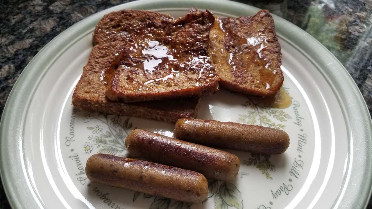 Easy like *Monday* morning. This is the first time having french toast ...