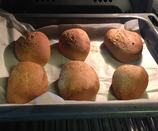 Spelt & Rye Rolls: Directions, calories, nutrition & more | Fooducate