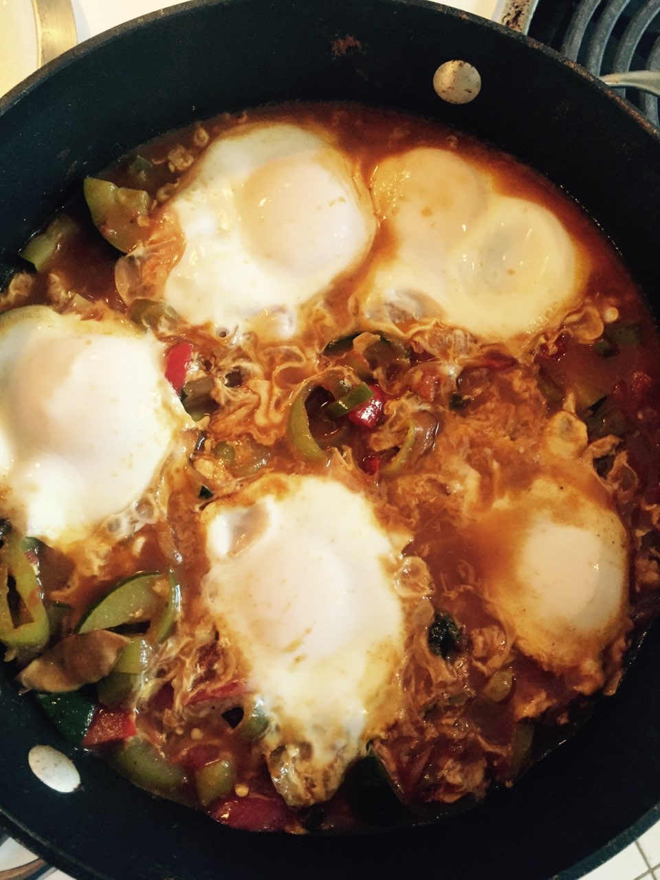 Letcho with eggs: Directions, calories, nutrition & more | Fooducate
