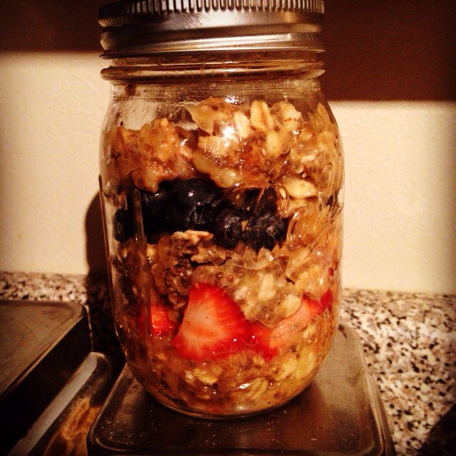 easy overnight breakfast jar: Directions, calories, nutrition & more ...
