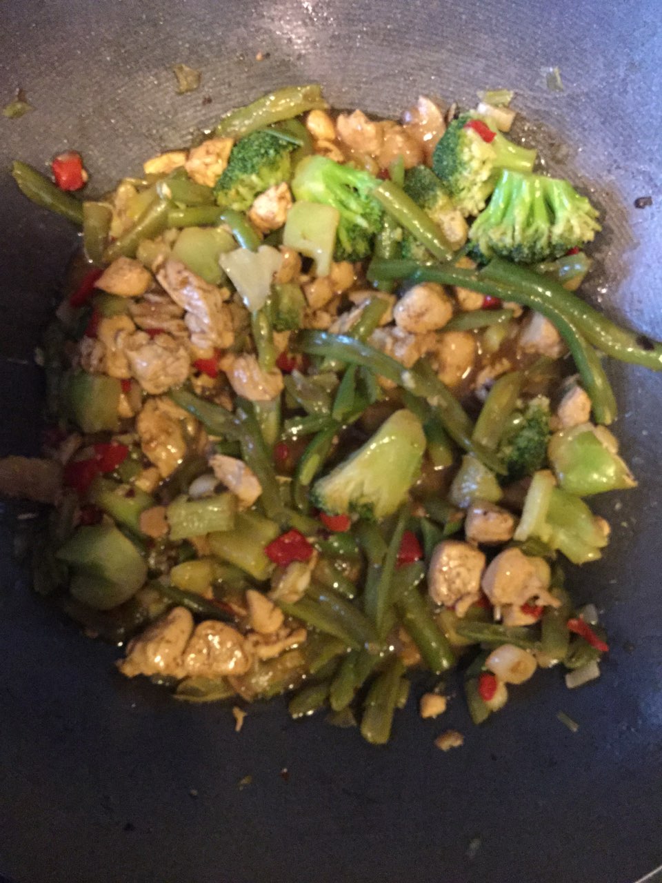 CumPau Chicken: Directions, calories, nutrition & more | Fooducate