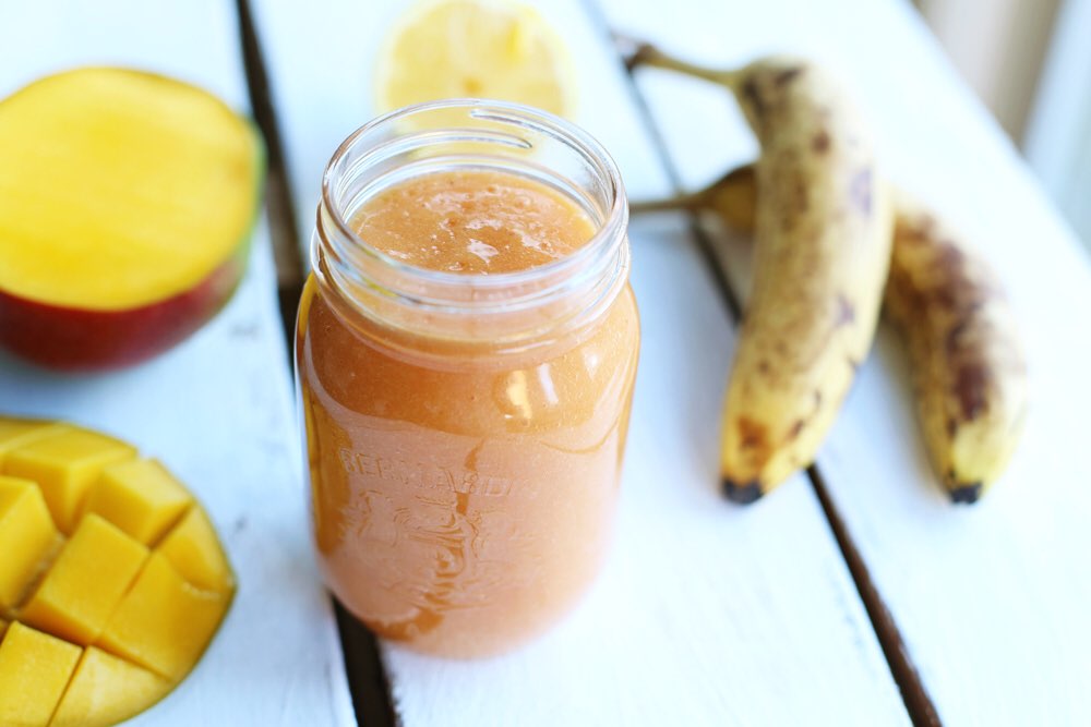 Mango Smoothie! with banana and carrot: Directions, calories, nutrition ...