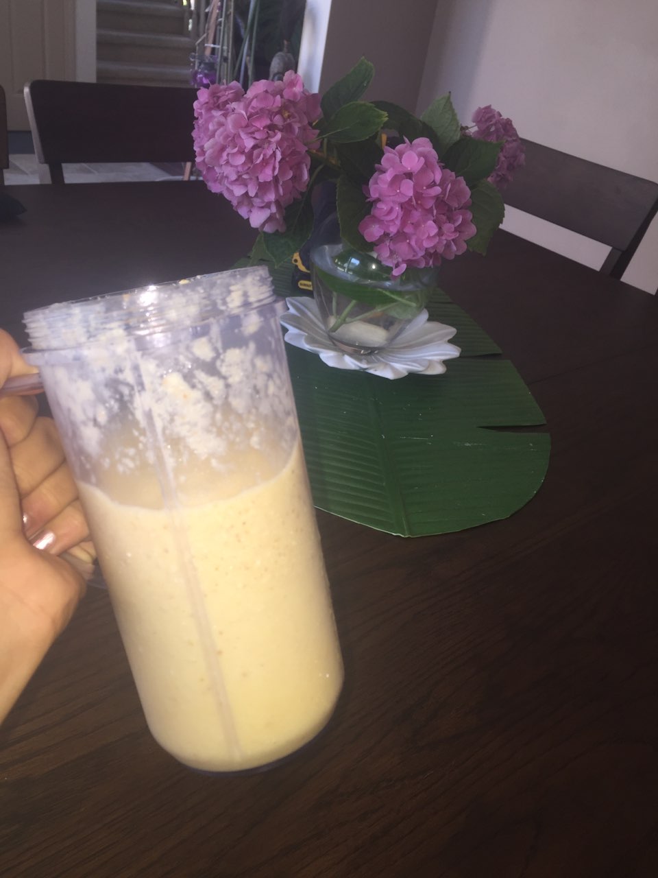 mango smoothie: Directions, calories, nutrition & more | Fooducate