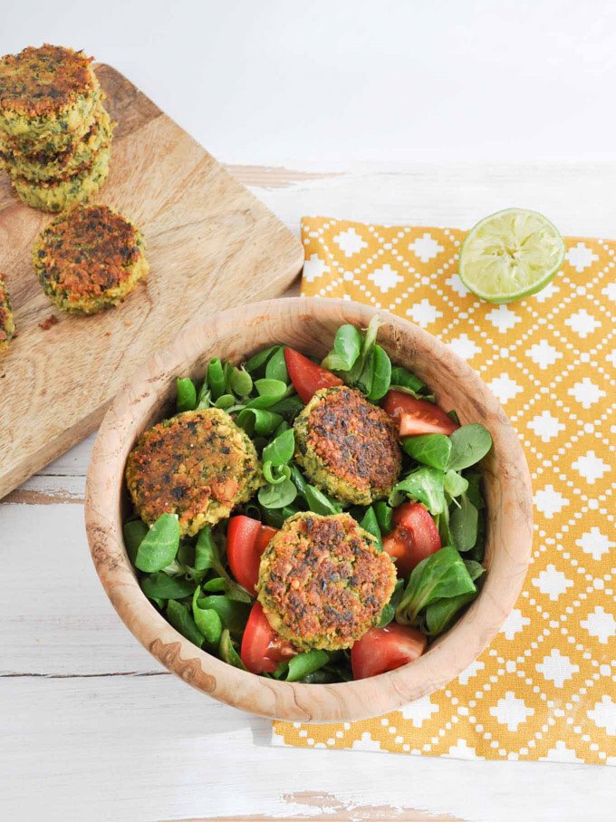 Falafel: Directions, calories, nutrition & more | Fooducate
