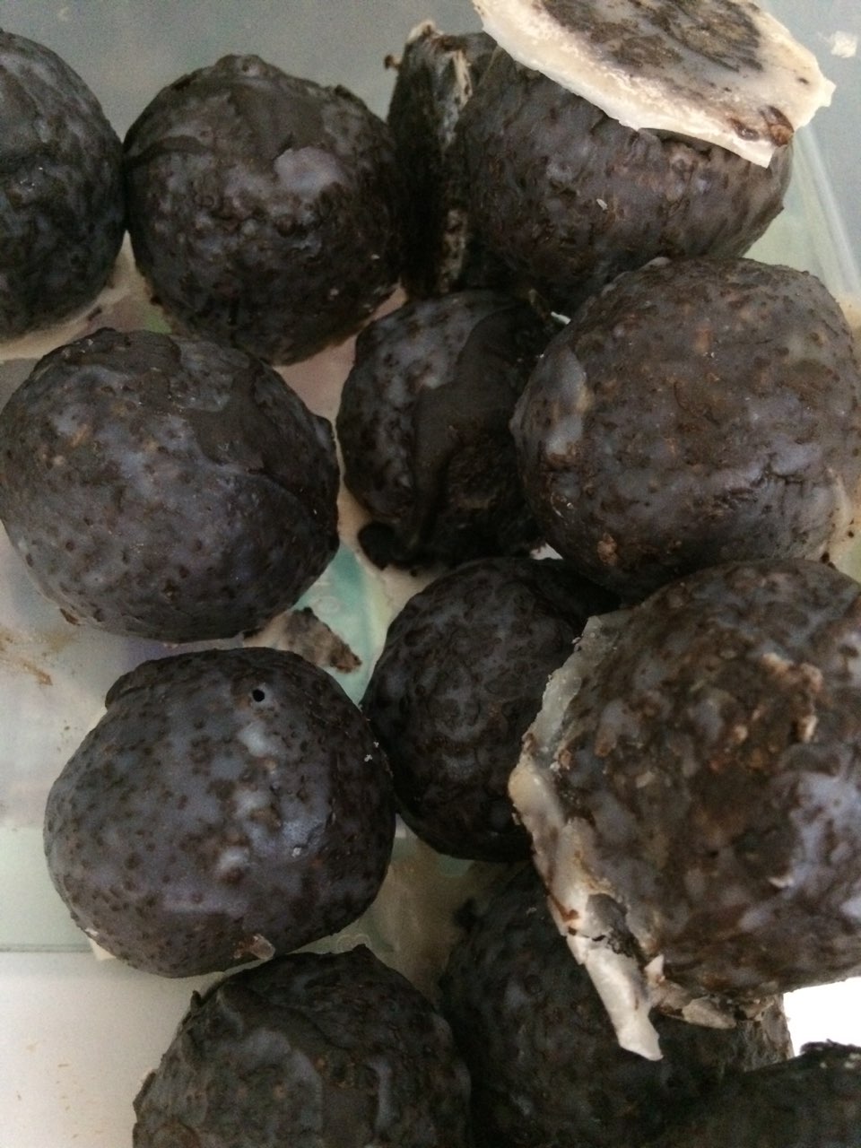 raw vegan chocolate truffles: Directions, calories, nutrition & more ...