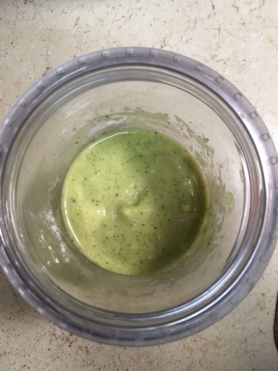 Green protein smoothie: Directions, calories, nutrition & more | Fooducate