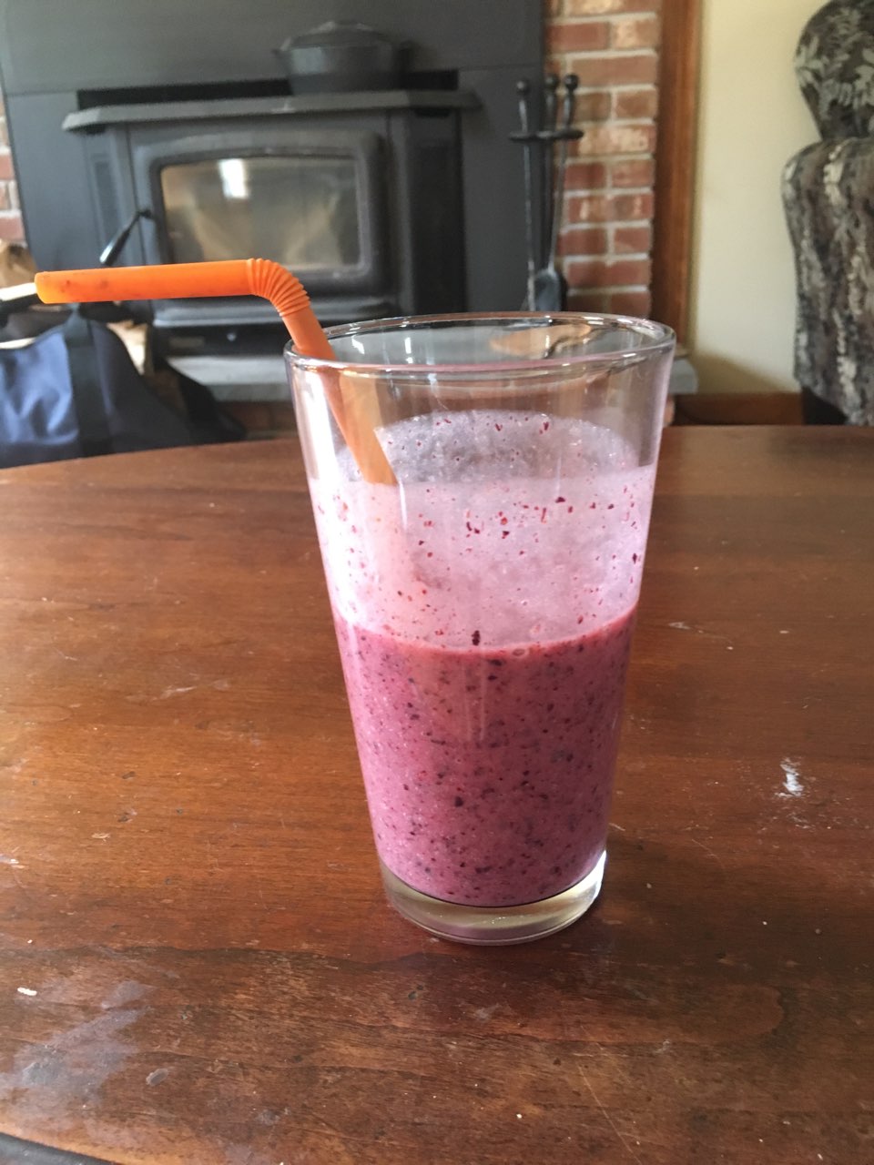 Fruit smoothie: Directions, calories, nutrition & more | Fooducate