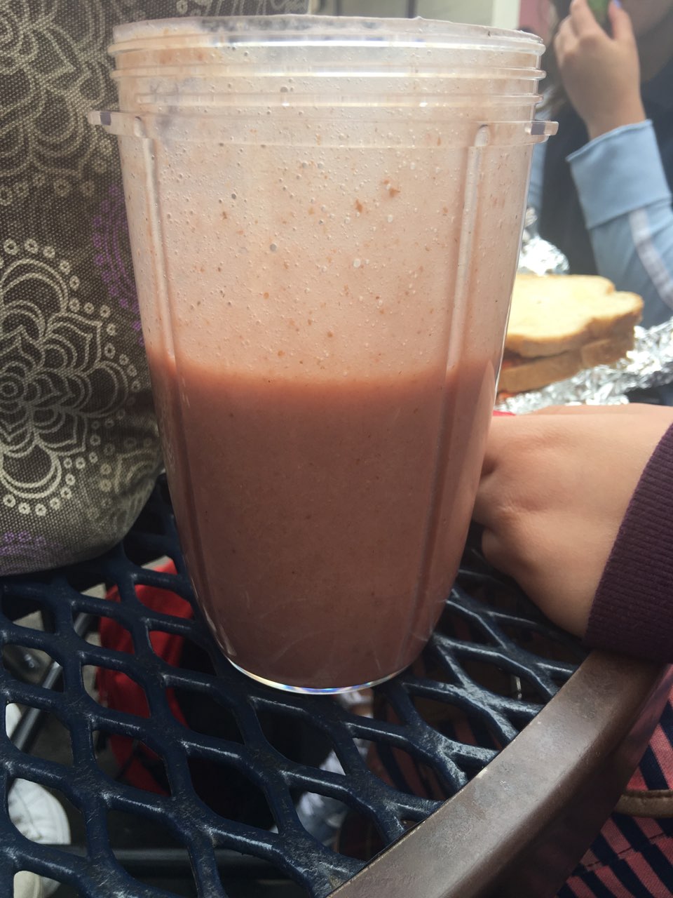 strawberry smoothie: Directions, calories, nutrition & more | Fooducate