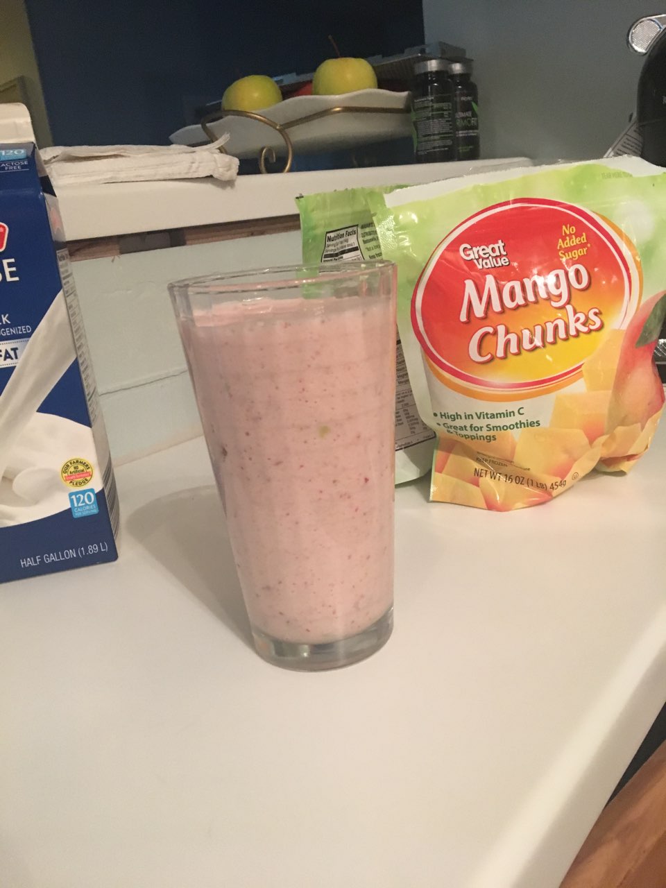 strawberry apple mango smoothie: Directions, calories, nutrition & more ...