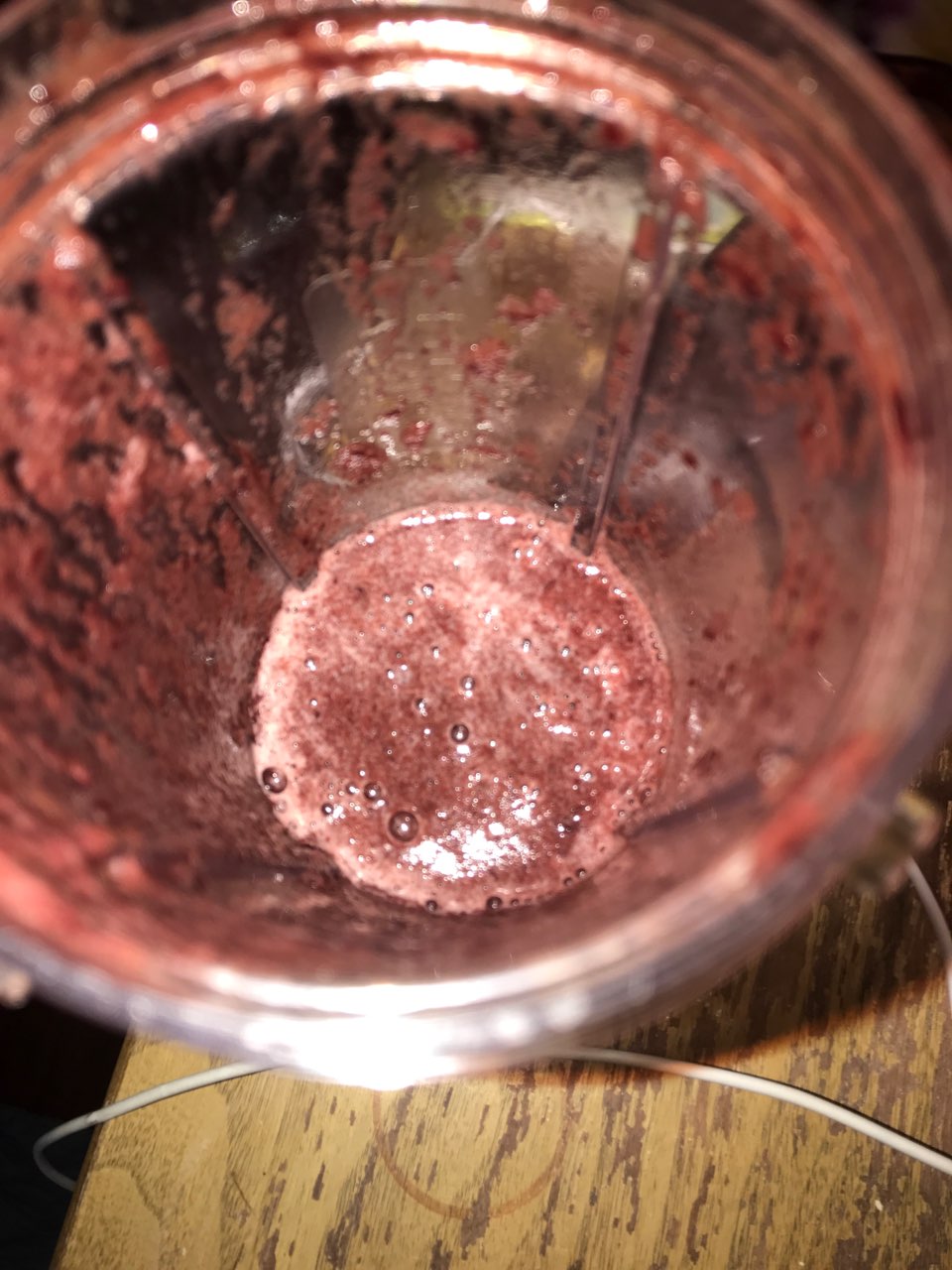 Cherry Celery smoothie: Directions, calories, nutrition & more | Fooducate