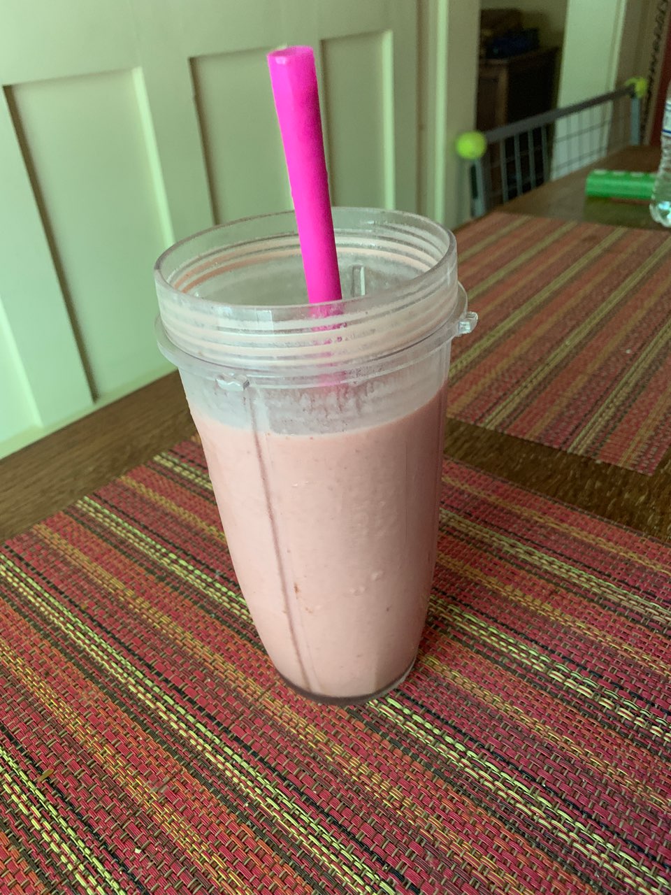 New Fruit Smoothie: Directions, calories, nutrition & more | Fooducate