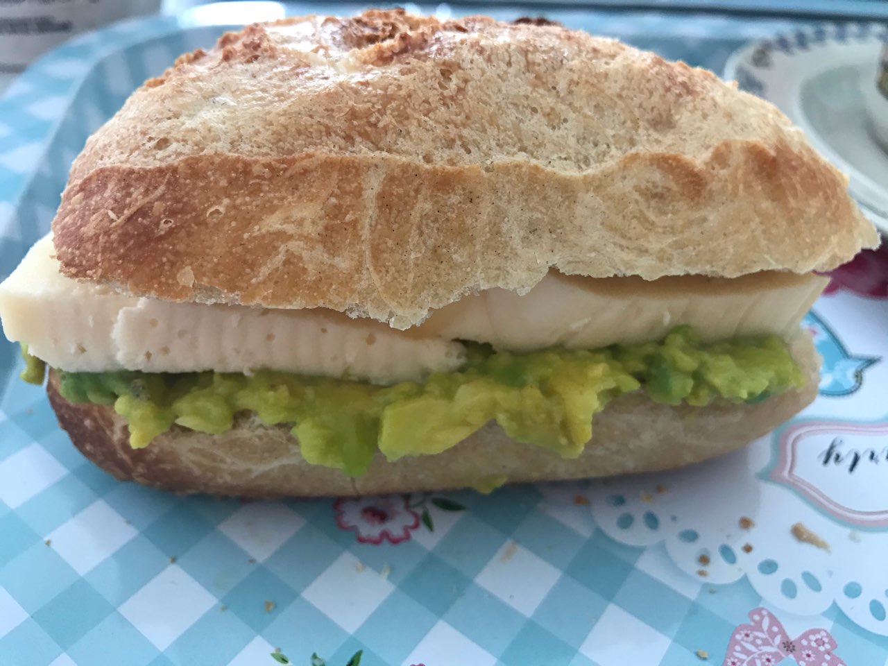avocado sandwich: Directions, calories, nutrition & more | Fooducate