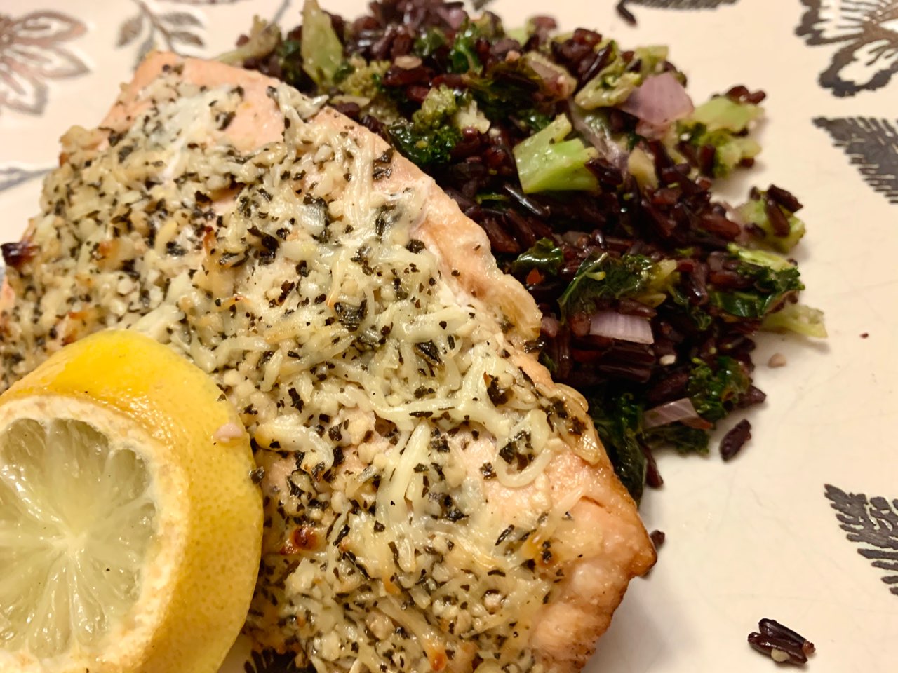 Parmesan-Basil Crusted Salmon: Directions, calories, nutrition & more ...