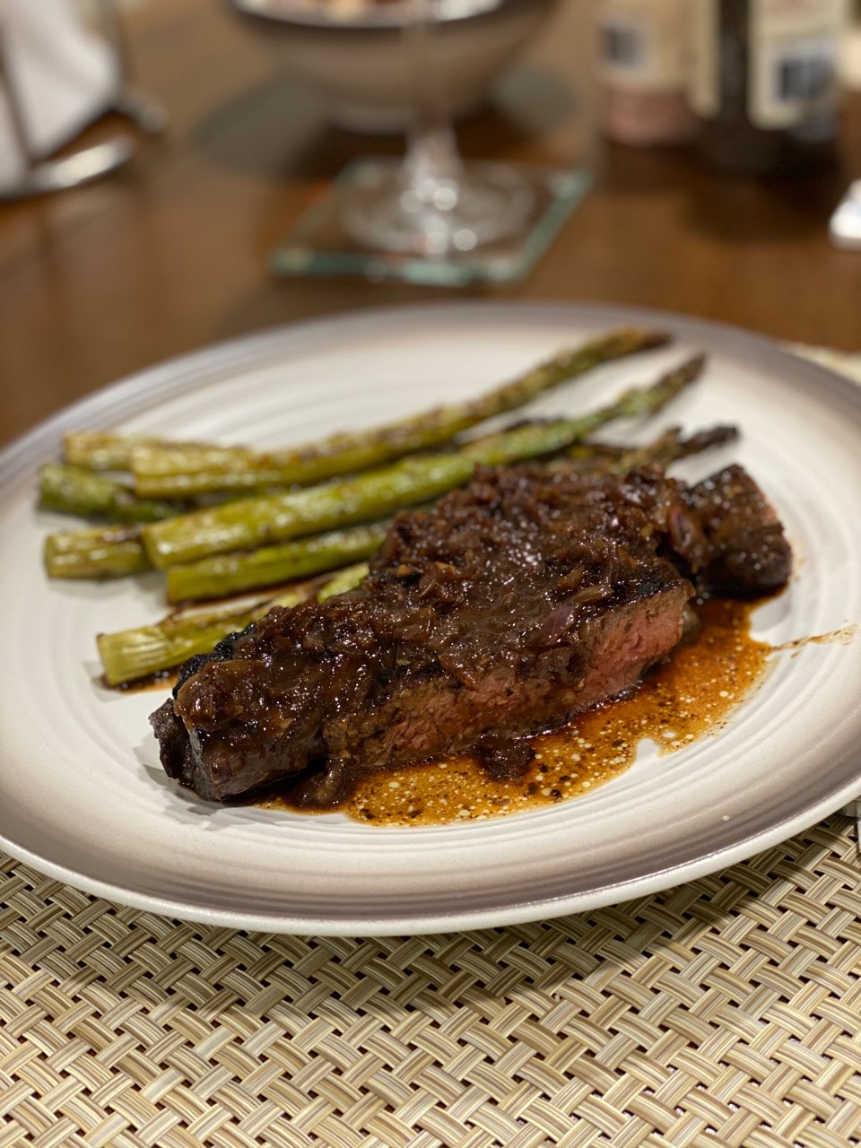 Sirloin Steak with Merlot Balsamic Reduction (GF): Directions, calories ...