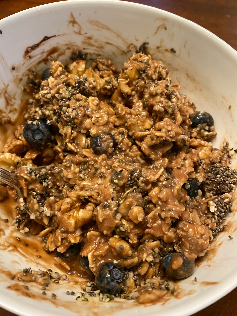 Monster Oatmeal: Directions, calories, nutrition & more | Fooducate