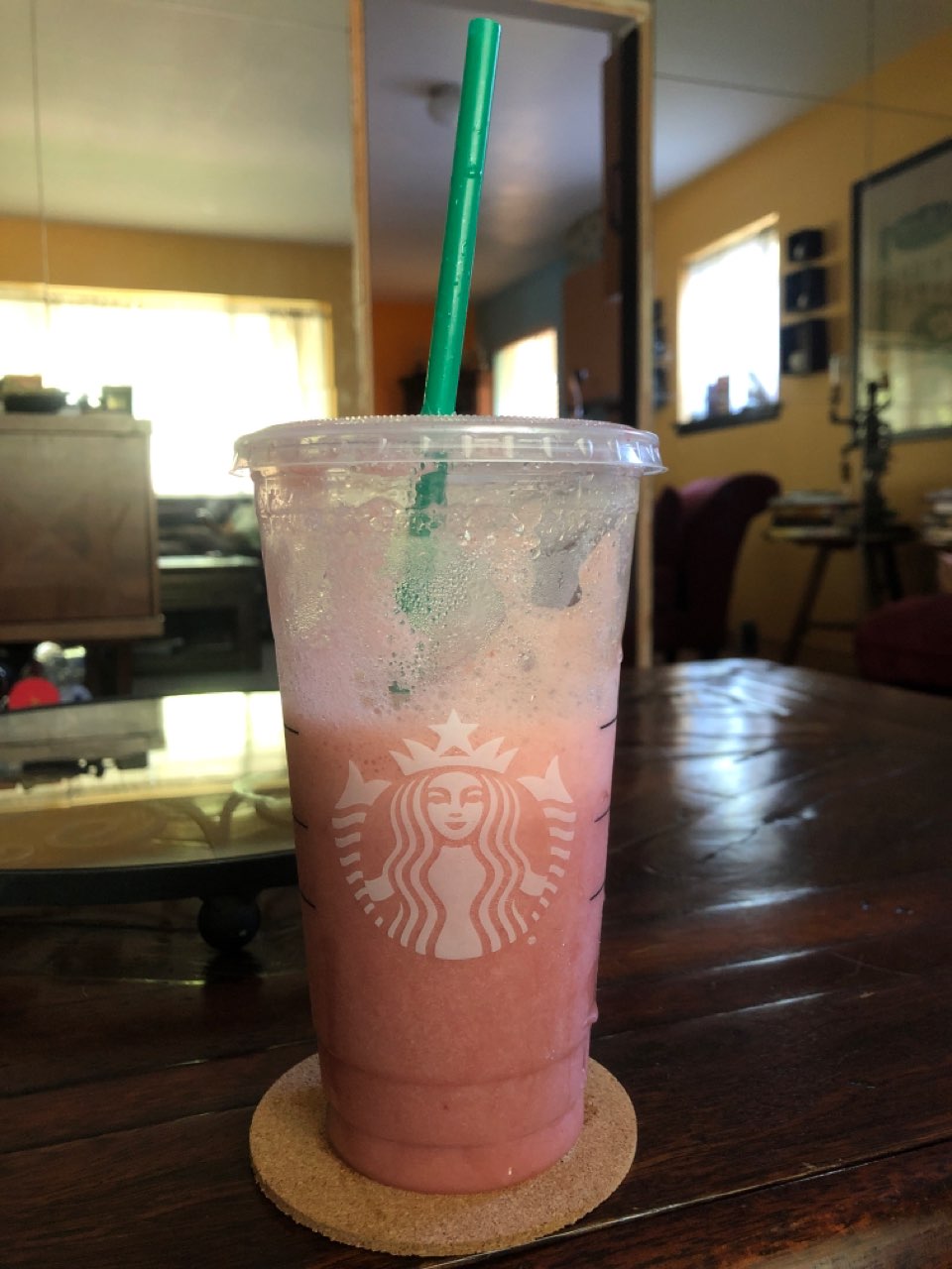 Strawberry Creme frappe (but better): Directions, calories, nutrition ...