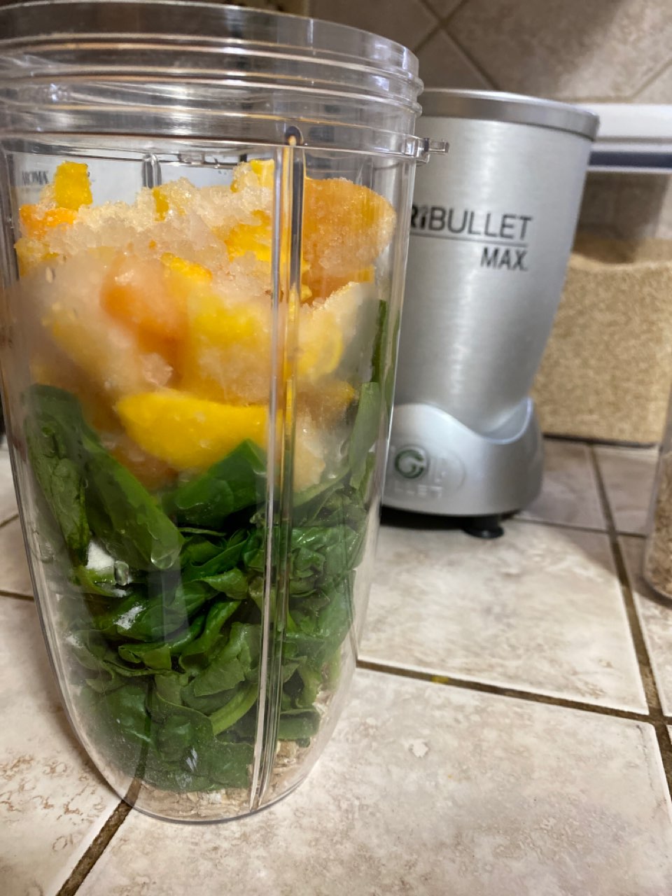 Mango Morning Smoothie: Directions, calories, nutrition & more | Fooducate