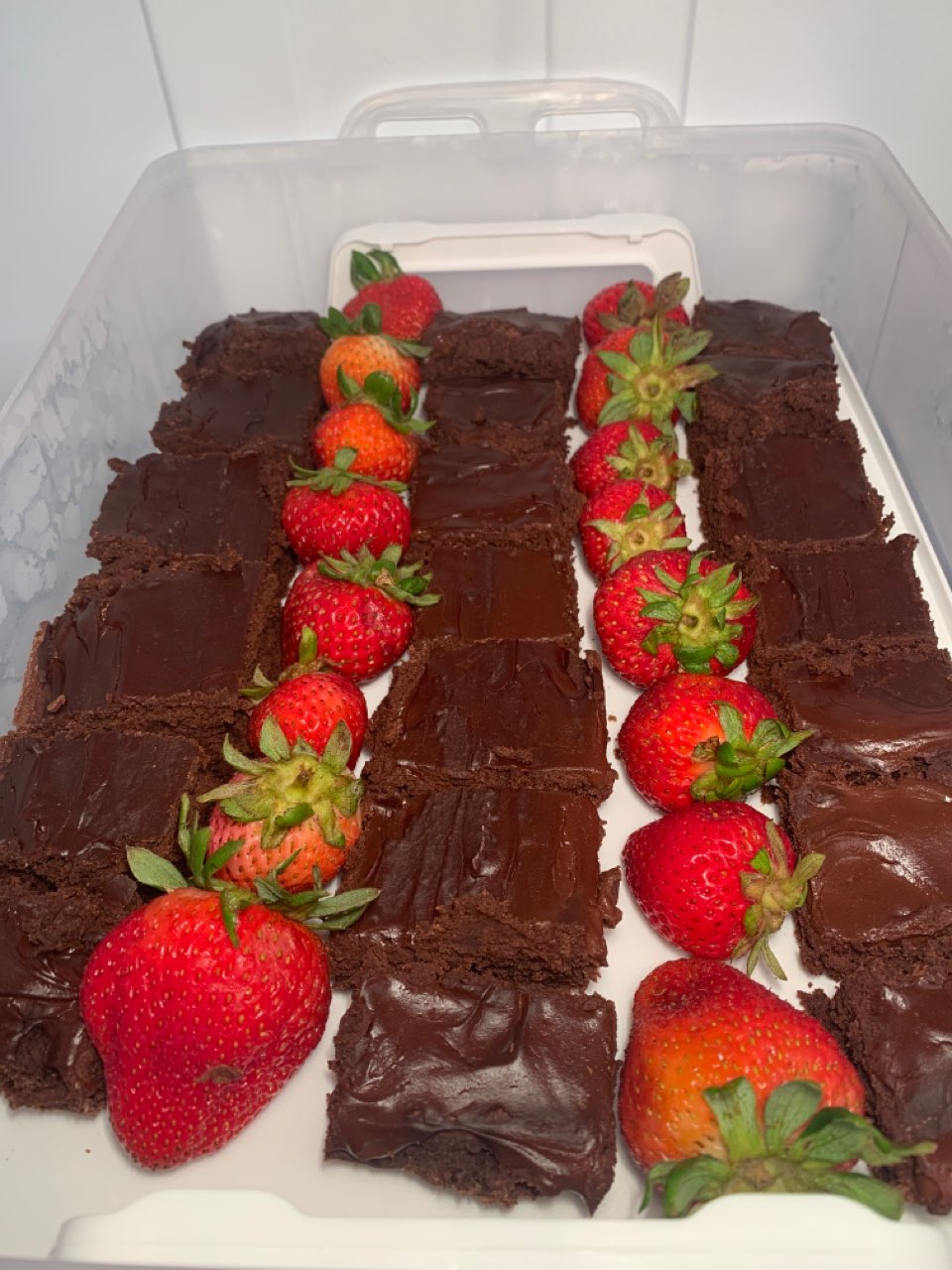 Chocolate Cake: Directions, calories, nutrition & more | Fooducate