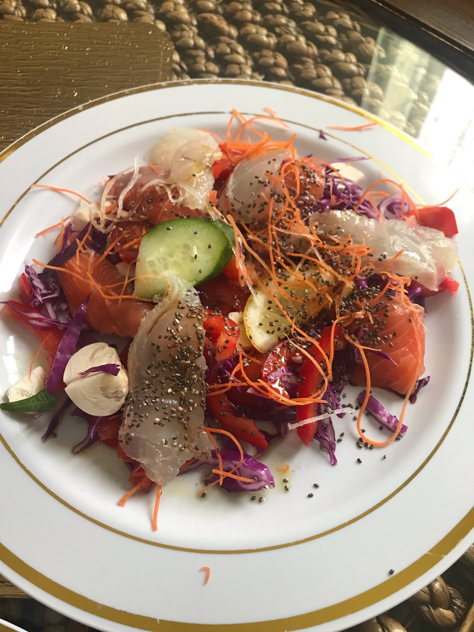 salad & fish: Directions, calories, nutrition & more | Fooducate