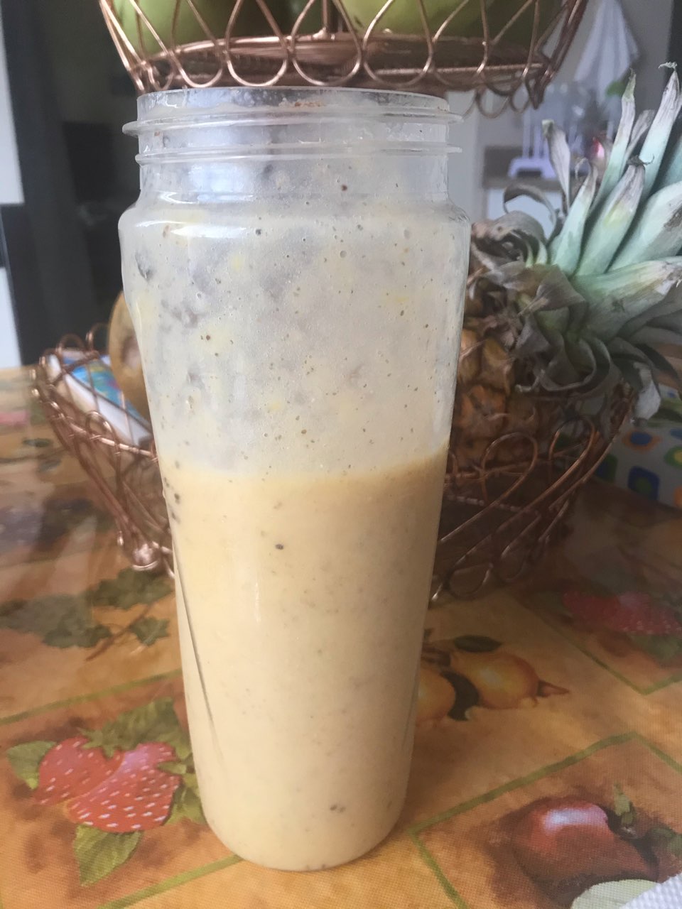 Orange Mango Smoothie: Directions, calories, nutrition & more | Fooducate