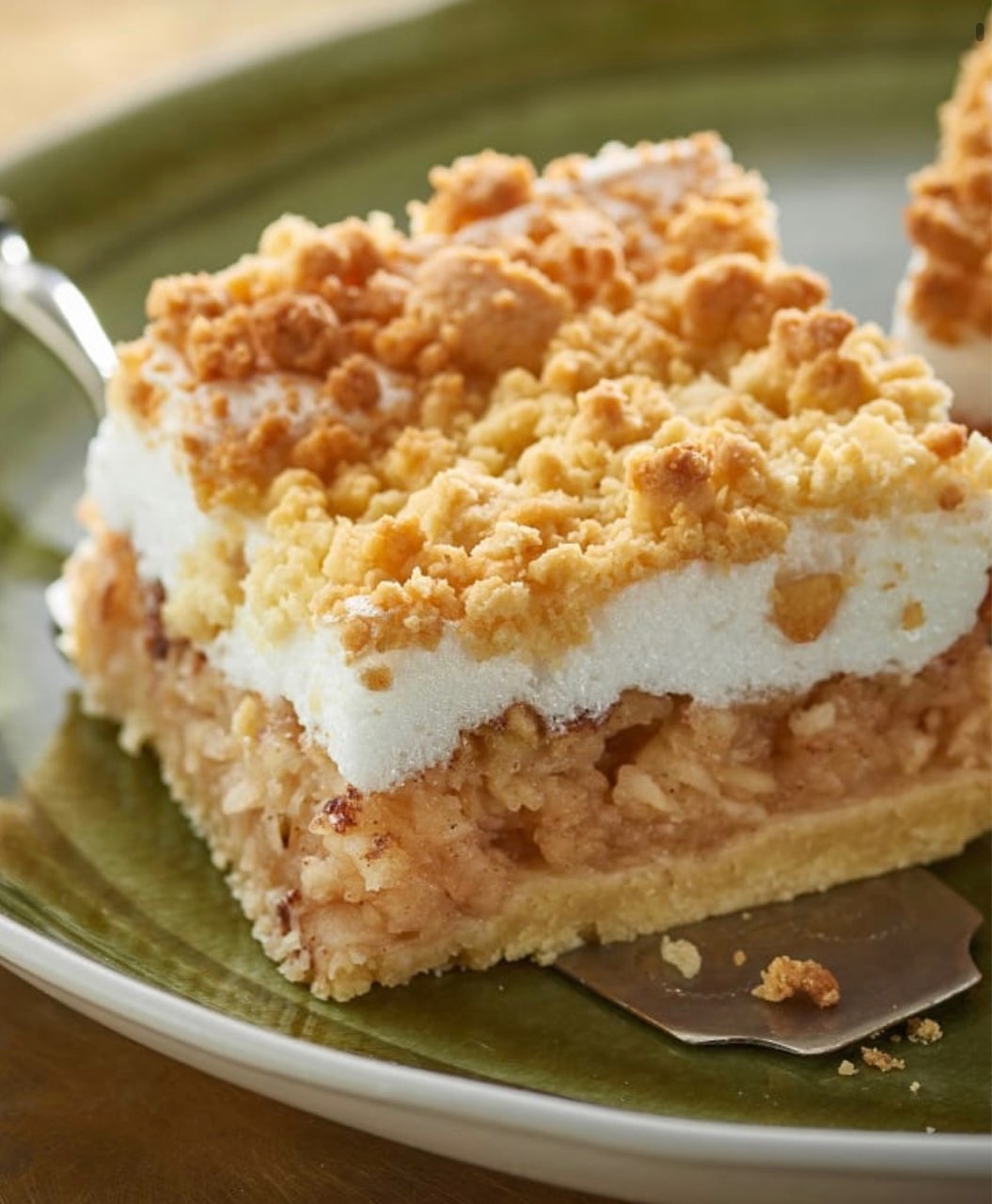 apple meringue crumble: Directions, calories, nutrition & more | Fooducate