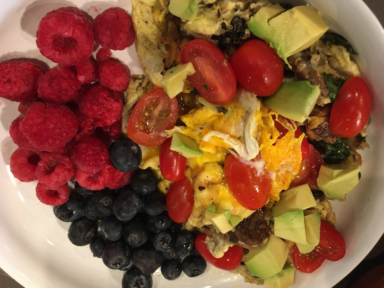 Egg Scramble with runny yolk: Directions, calories, nutrition & more ...