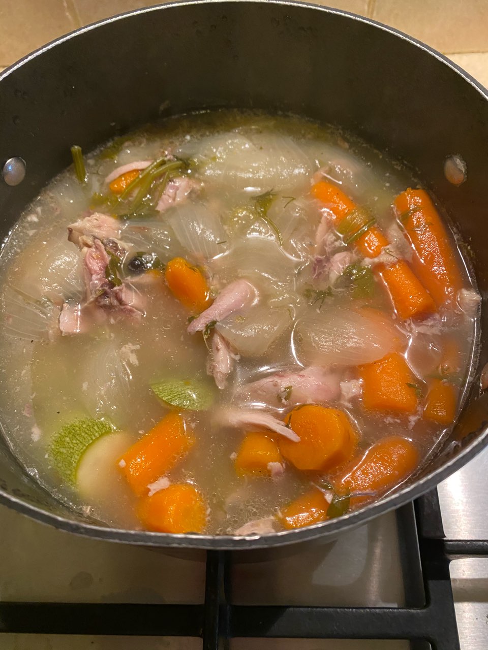 chicken soup: Directions, calories, nutrition & more | Fooducate