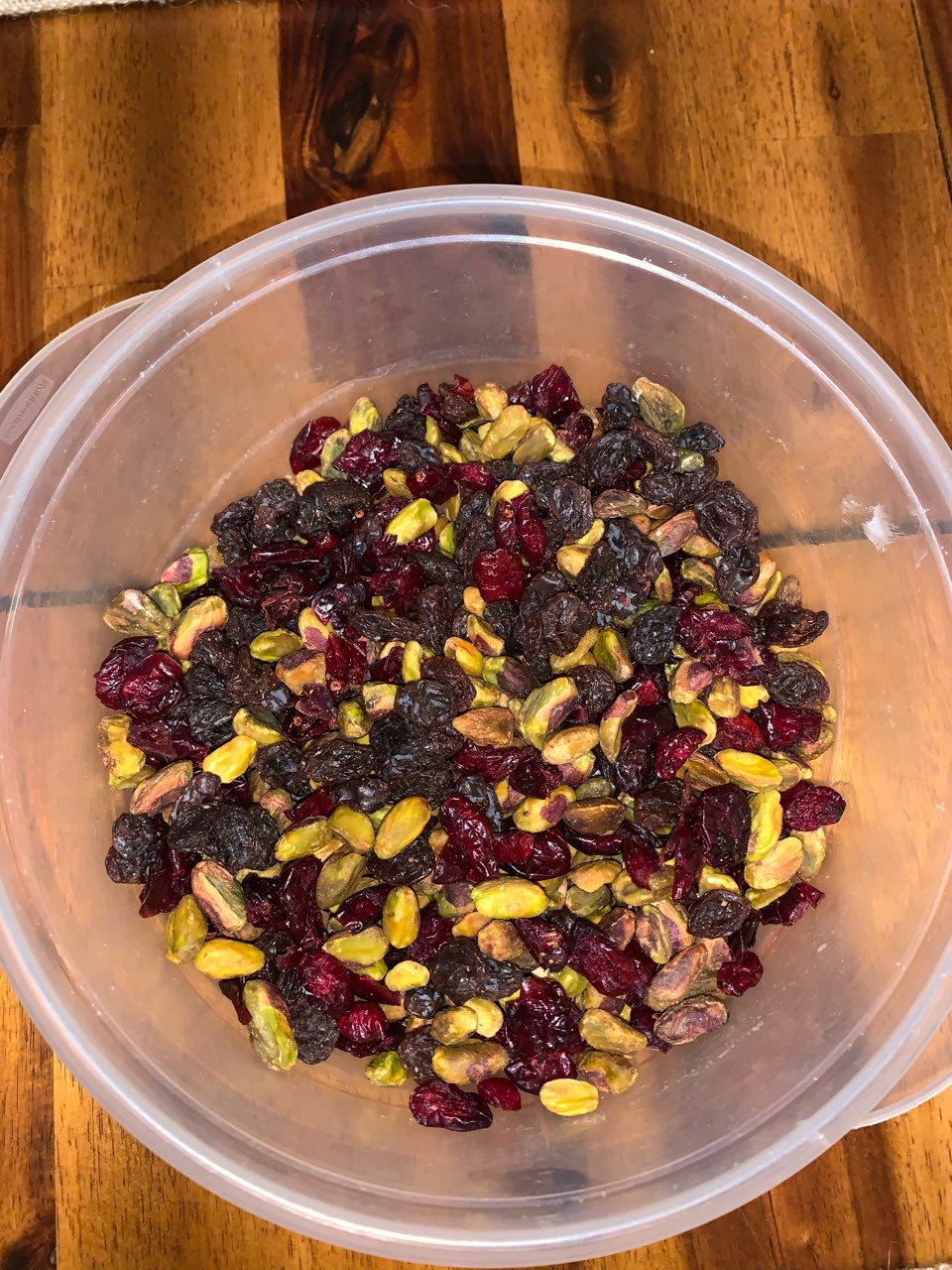 healthy trail mix: Directions, calories, nutrition & more | Fooducate