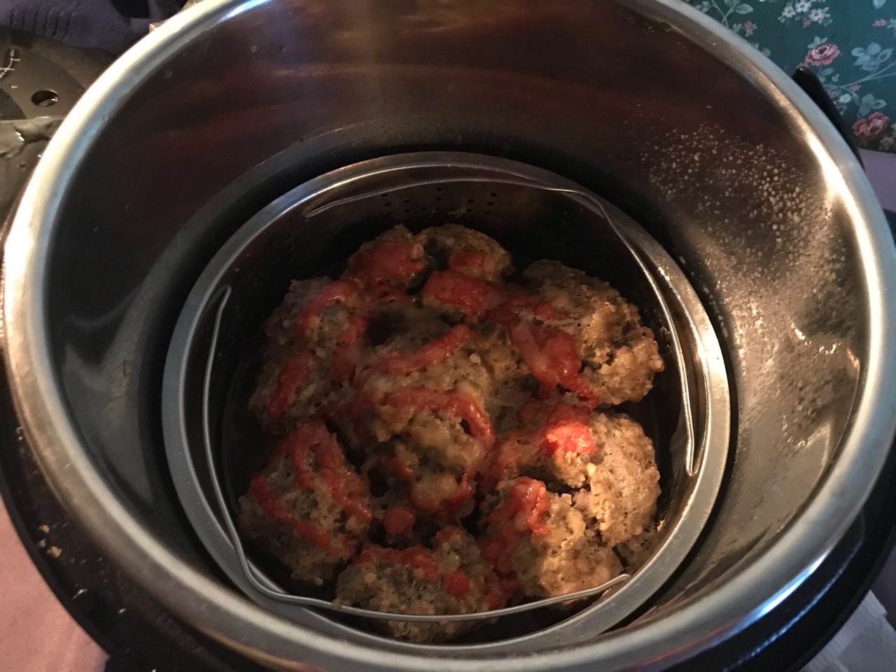 meatloaf balls: Directions, calories, nutrition & more | Fooducate