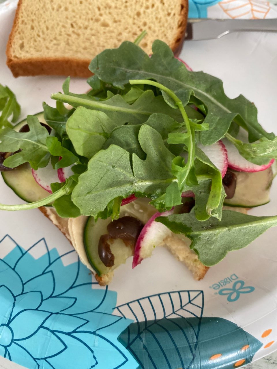 Mediterranean Toast: Directions, calories, nutrition & more | Fooducate