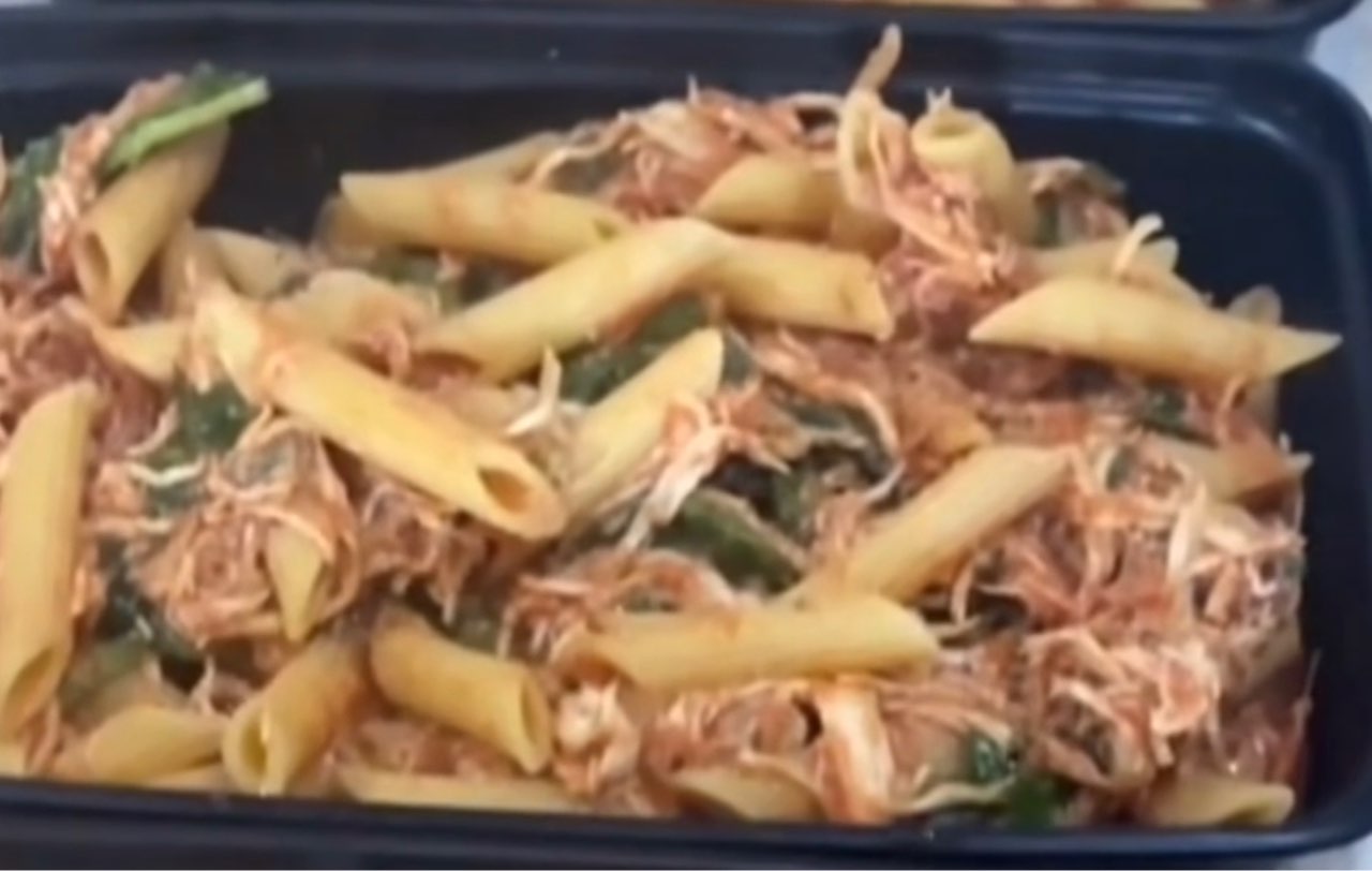 Tuscan Chicken Pasta: Directions, calories, nutrition & more | Fooducate