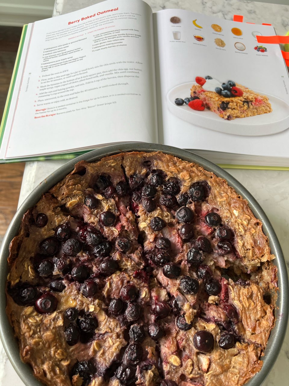 Berry Baked Oatmeal: Directions, calories, nutrition & more | Fooducate
